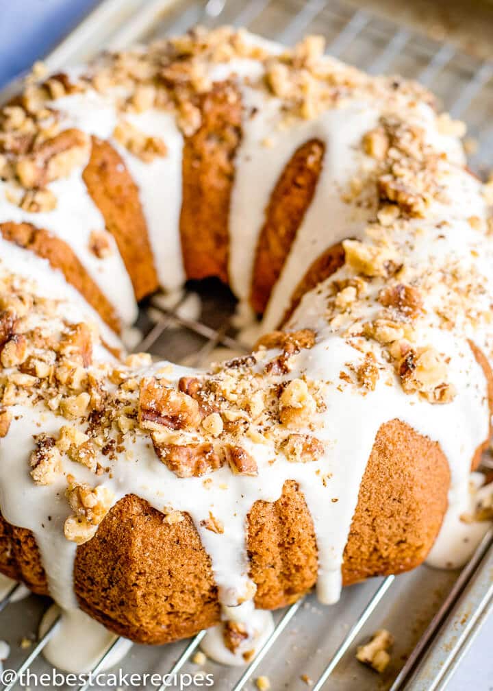Easy Banana Bundt Cake Recipe With Cream Cheese Glaze And Walnuts Easy Banana Bundt Cake Recipe With Cream Cheese Glaze And Walnuts